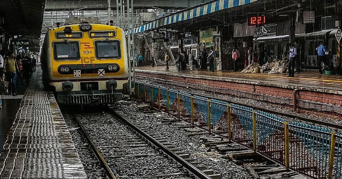 Still ordering food from the train pantry? Knowing this will blow your ...