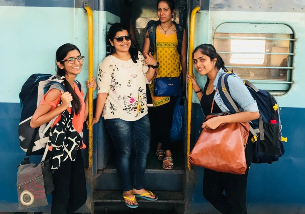 Do This If You Are Traveling In Train In A Group!